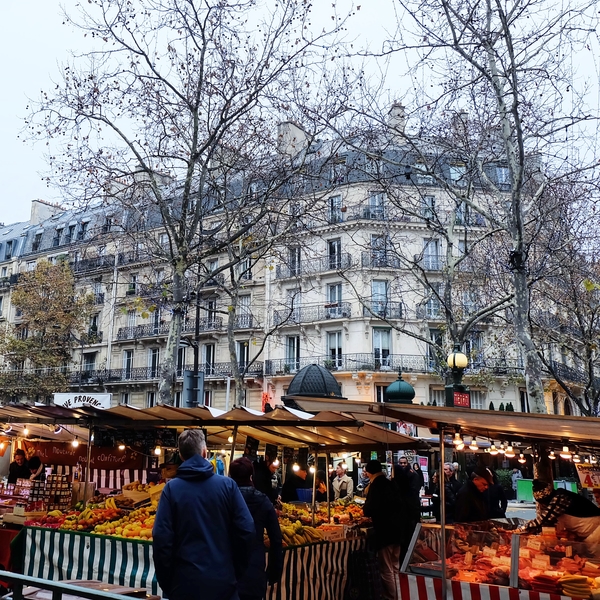 French cooking classes and walking food tours in Paris